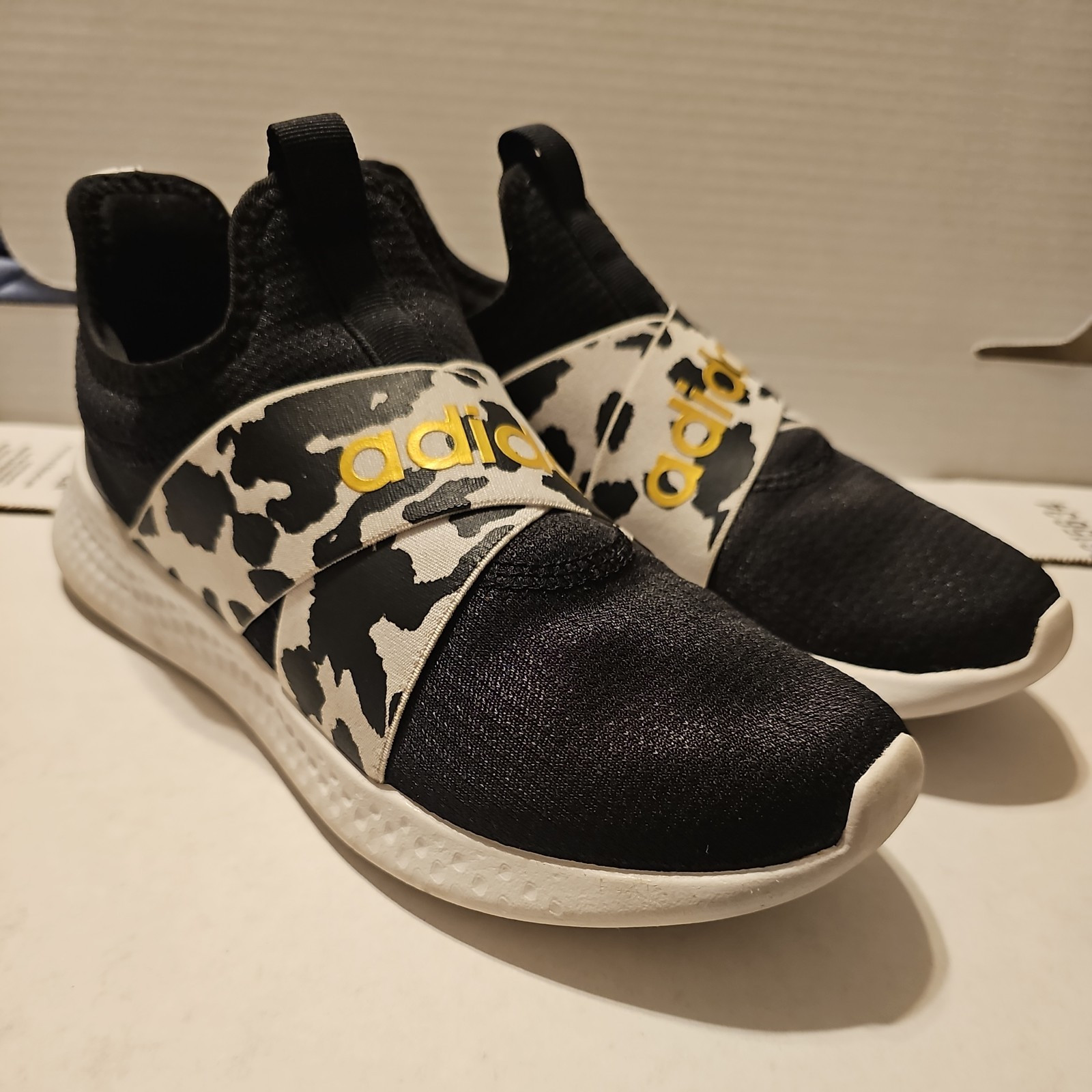 Adidas Cow Print Slip On Tennis Shoes Women’s Size 7 - Gem