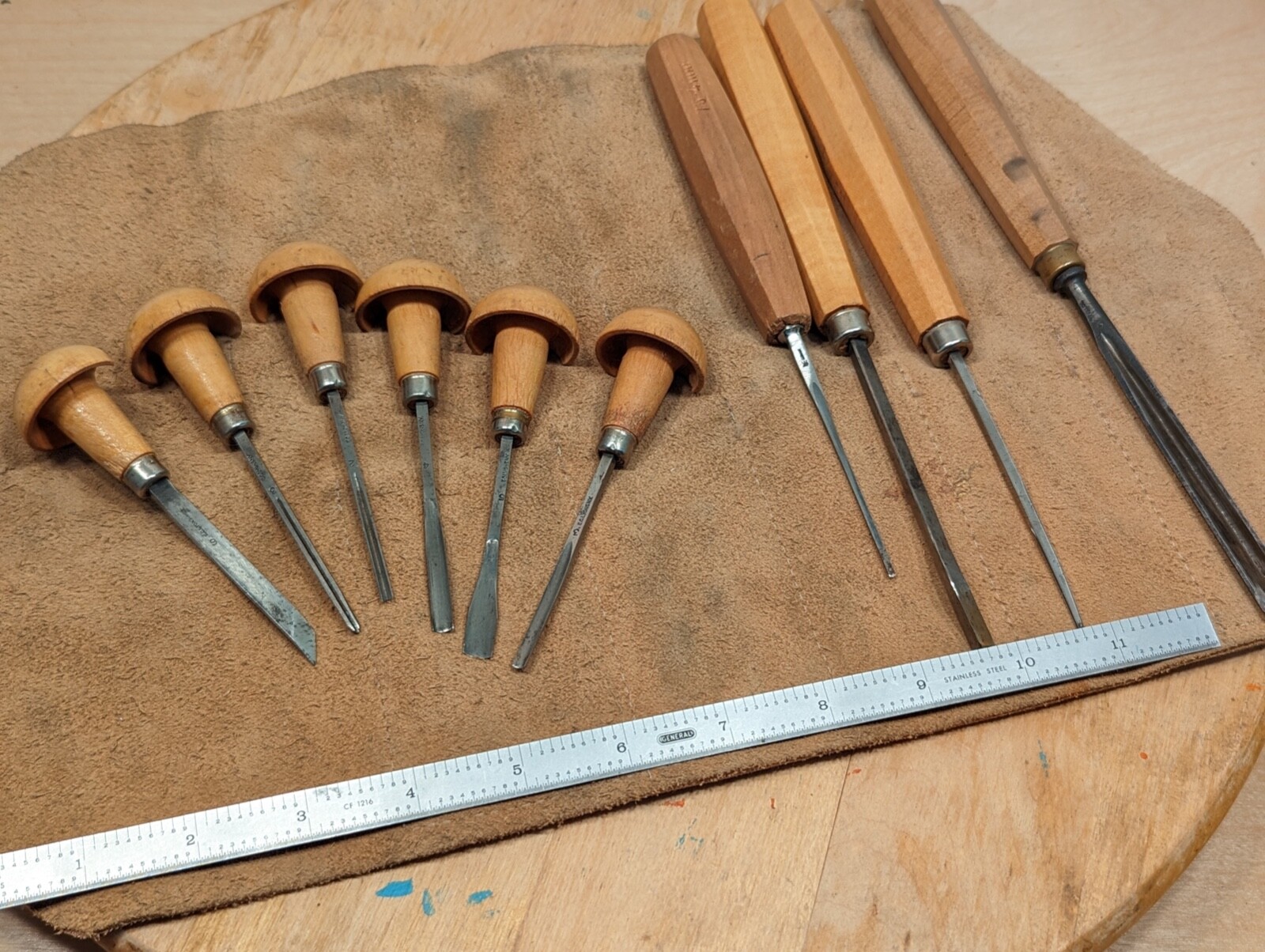 Antique E. C. Lyons Wood Chisels Carving Set Vintage Tools Chisel ...