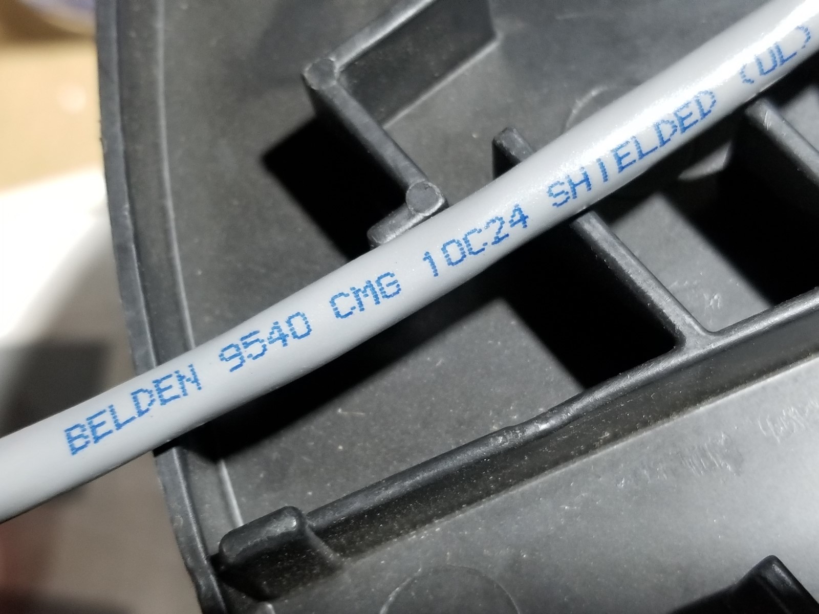 Belden 9540 24/10C EIA RS-232 Shielded Computer/Instrumentation Cable ...