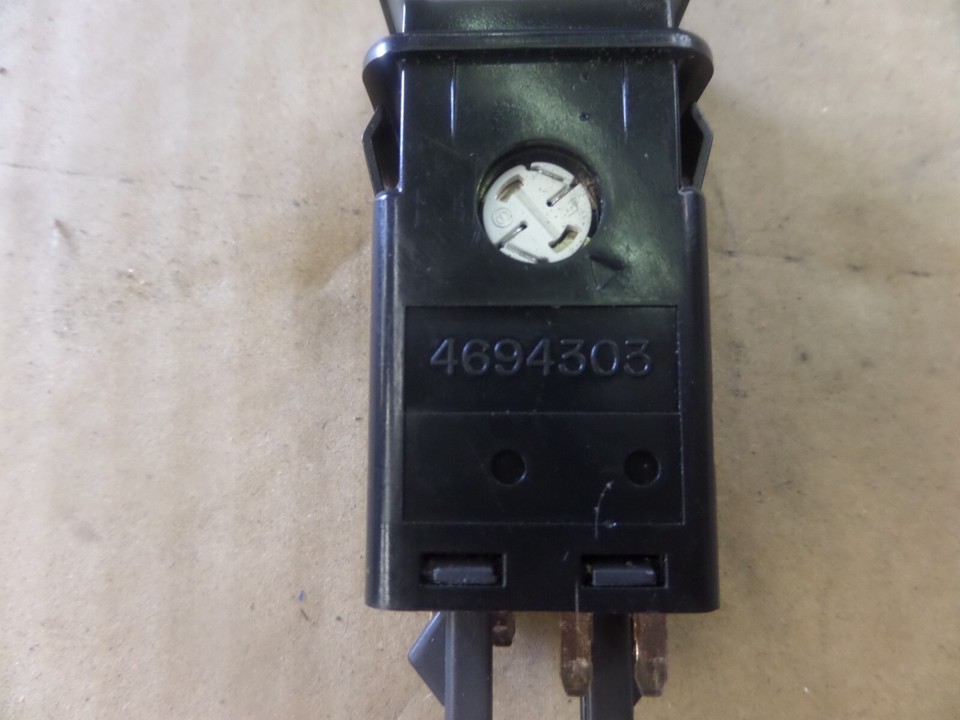 99-09 Saab 9-5 TCS Traction Control Switch Button 4694303 OEM D4 | eBay