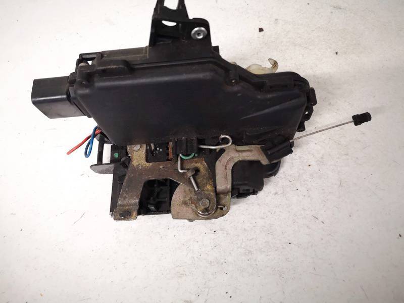 Volkswagen Passat 1997 Door Lock Mechanism - rear left side used ...