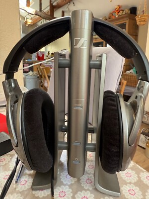 Sennheiser HDR 180 Wireless Headphones with TR-180 Charging Stand ...