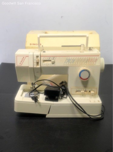 Singer 9210 Electric Household Sewing Machine White With Foot Pedal ...