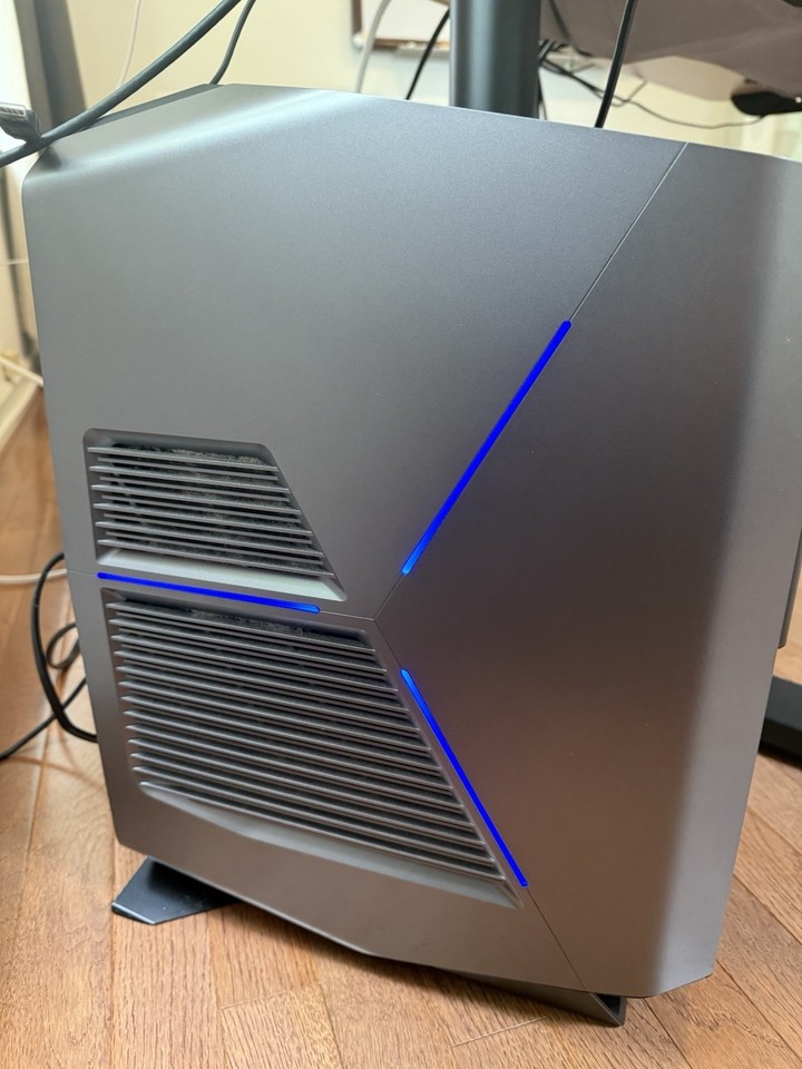 Alienware Aurora R5, i7-6700K, GeForce GTX 1070, 1 TB 32 GB RAM, W10H ...