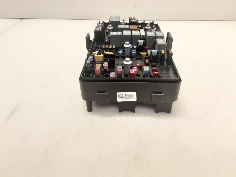 Jeep Wrangler JL 3.6L TIPM Fuse Box Power Module 68481779AB 2021 123398 ...