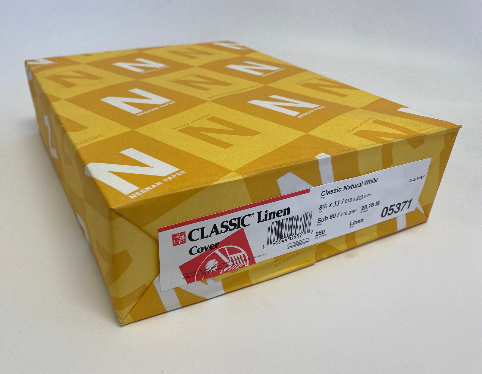 NEENAH Classic Linen Cover | Classic Natural White 250 Sheets/Unit 50% ...