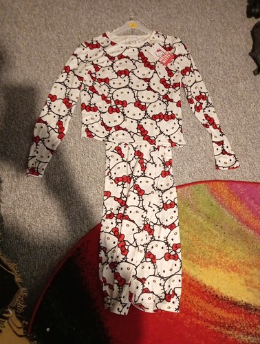 Hello Kitty Pyjama Set UK Large Women's Brand New | eBay