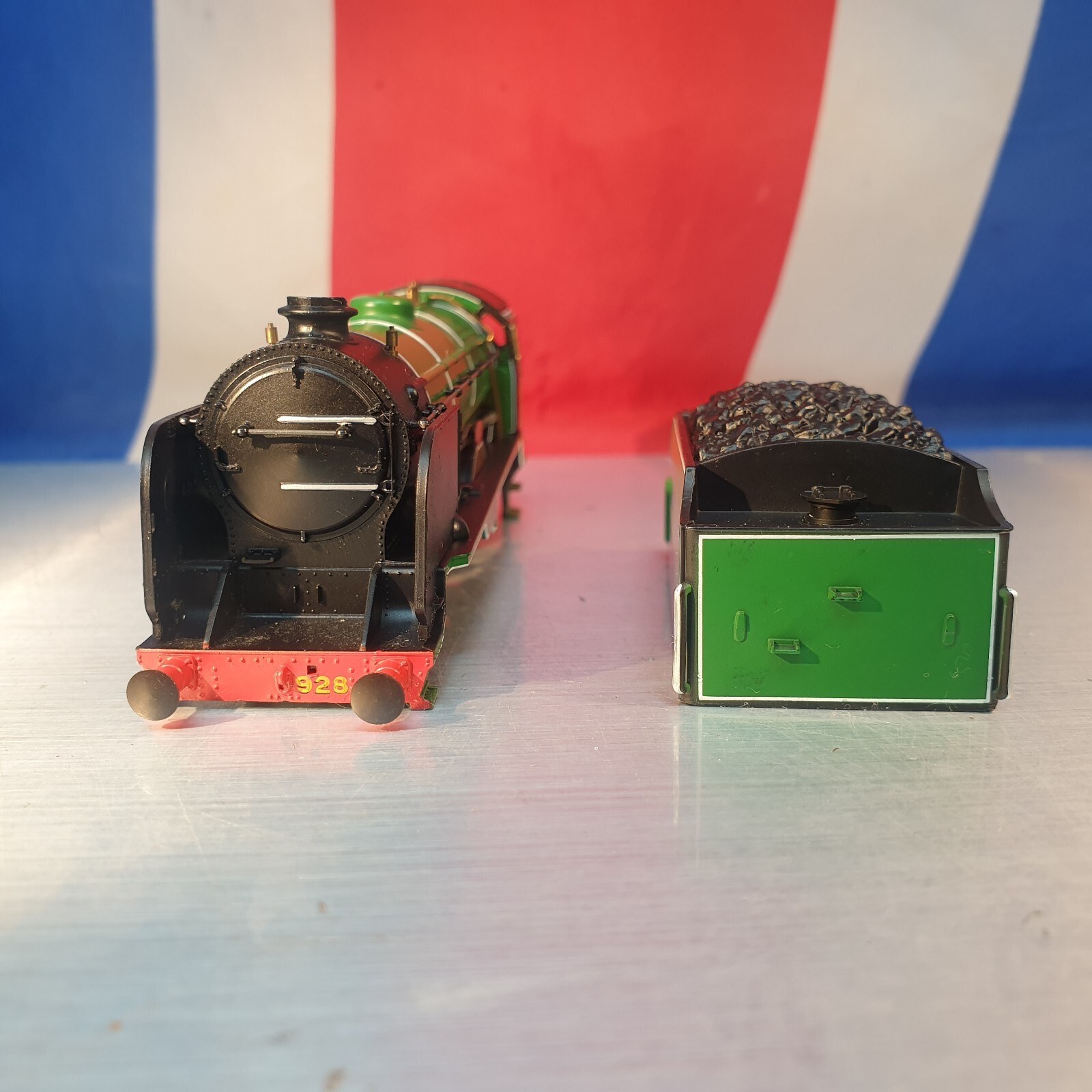 Hornby OO Schools Class loco body and tender shell!! | eBay UK
