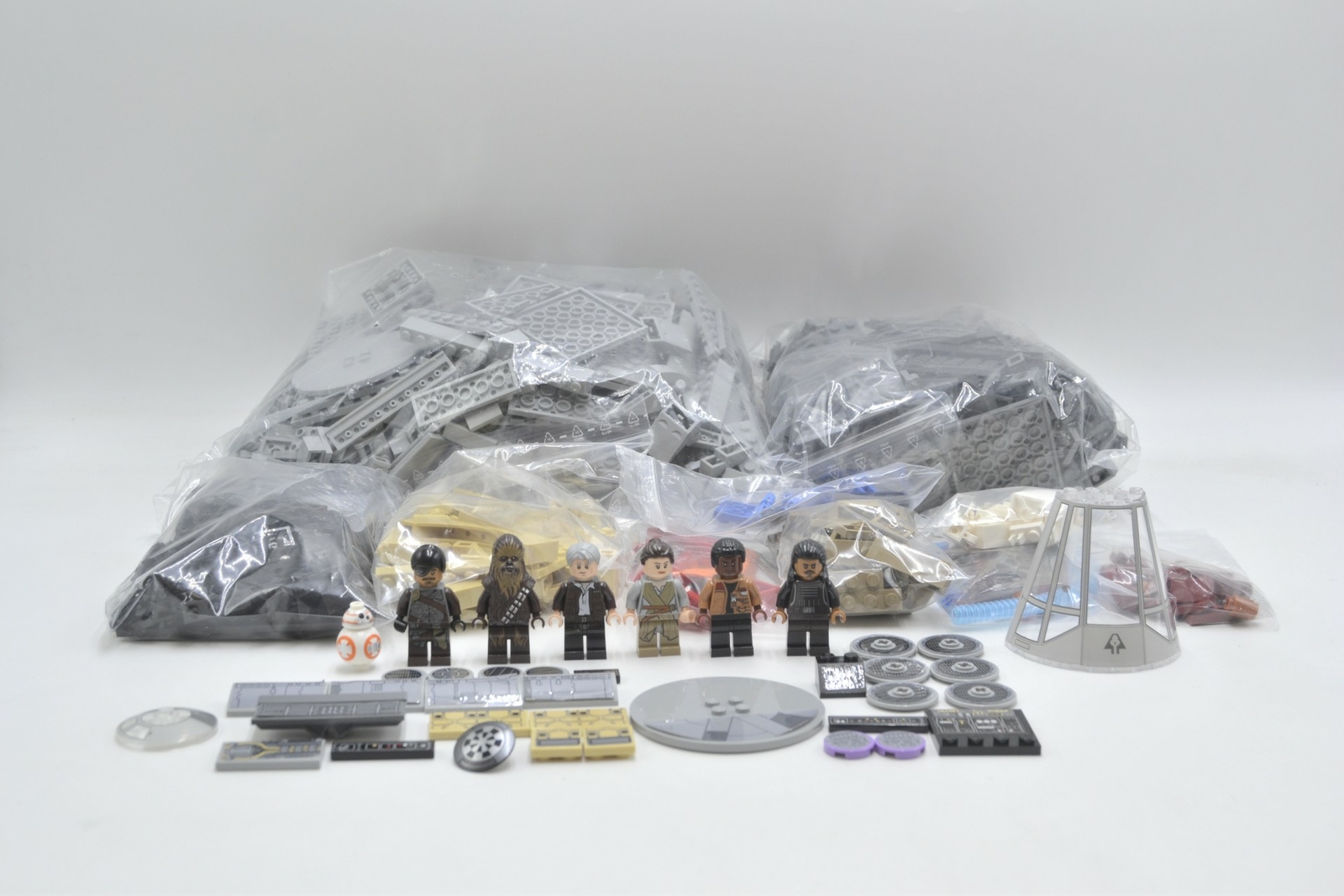 Lego Set 75105 Star Wars Episode 7 with BA Millennium Falcon with ...