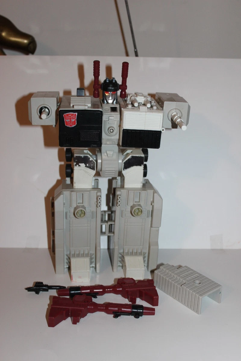 Transformers Metroplex Vintage 1985 G1 Action Figure