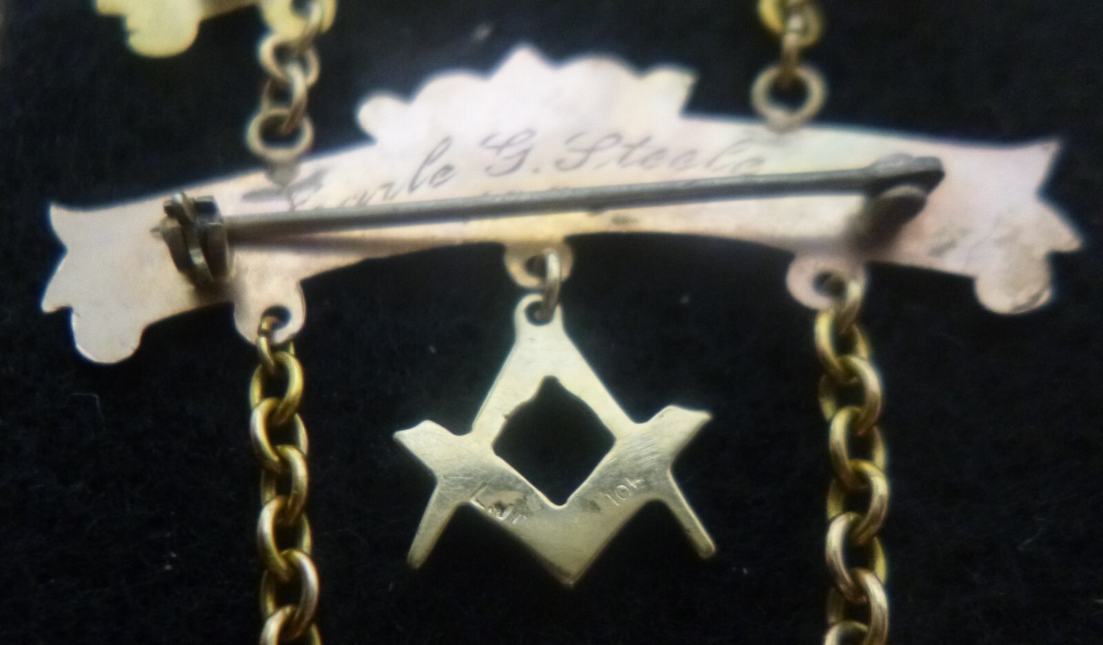 Vintage 10K Multi-Generational Gold Order of the East… - Gem