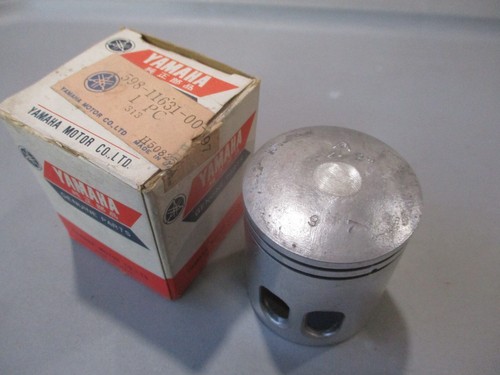 NOS Yamaha OEM Piston 48.97mm STD 1976 YZ80 598-11631-00-97 | eBay