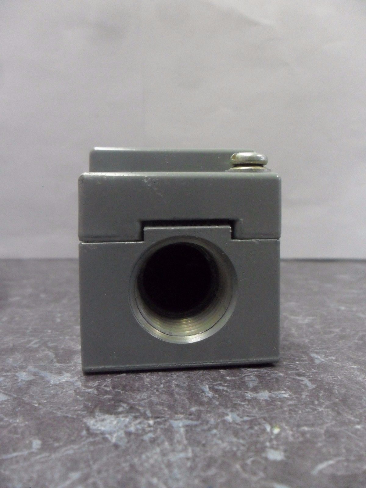 New Square D 9007 C84D Roller Head Reed Limit Switch Series A | eBay