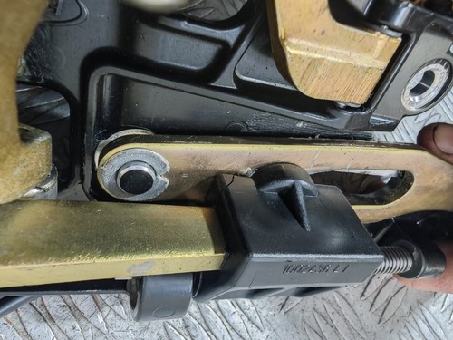 BMW 3 Series E46 Convertible LEFT Roof Folding Top Locking Mechanism ...