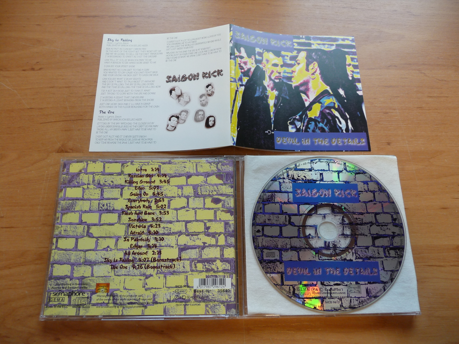 @ CD SAIGON KICK - DEVIL IN THE DETAILS / SEAGULL INTERNATIONAL 2000 ...