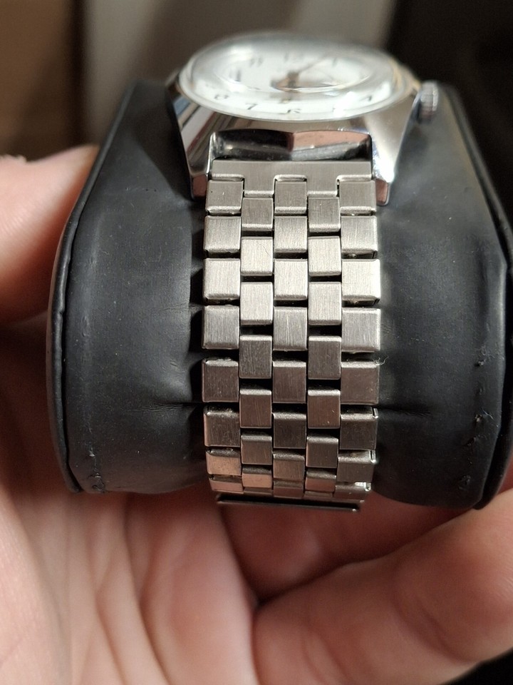 Timex Sprite 1978 White Dial Mens Vintage 1970s Mechanical Handwind ...