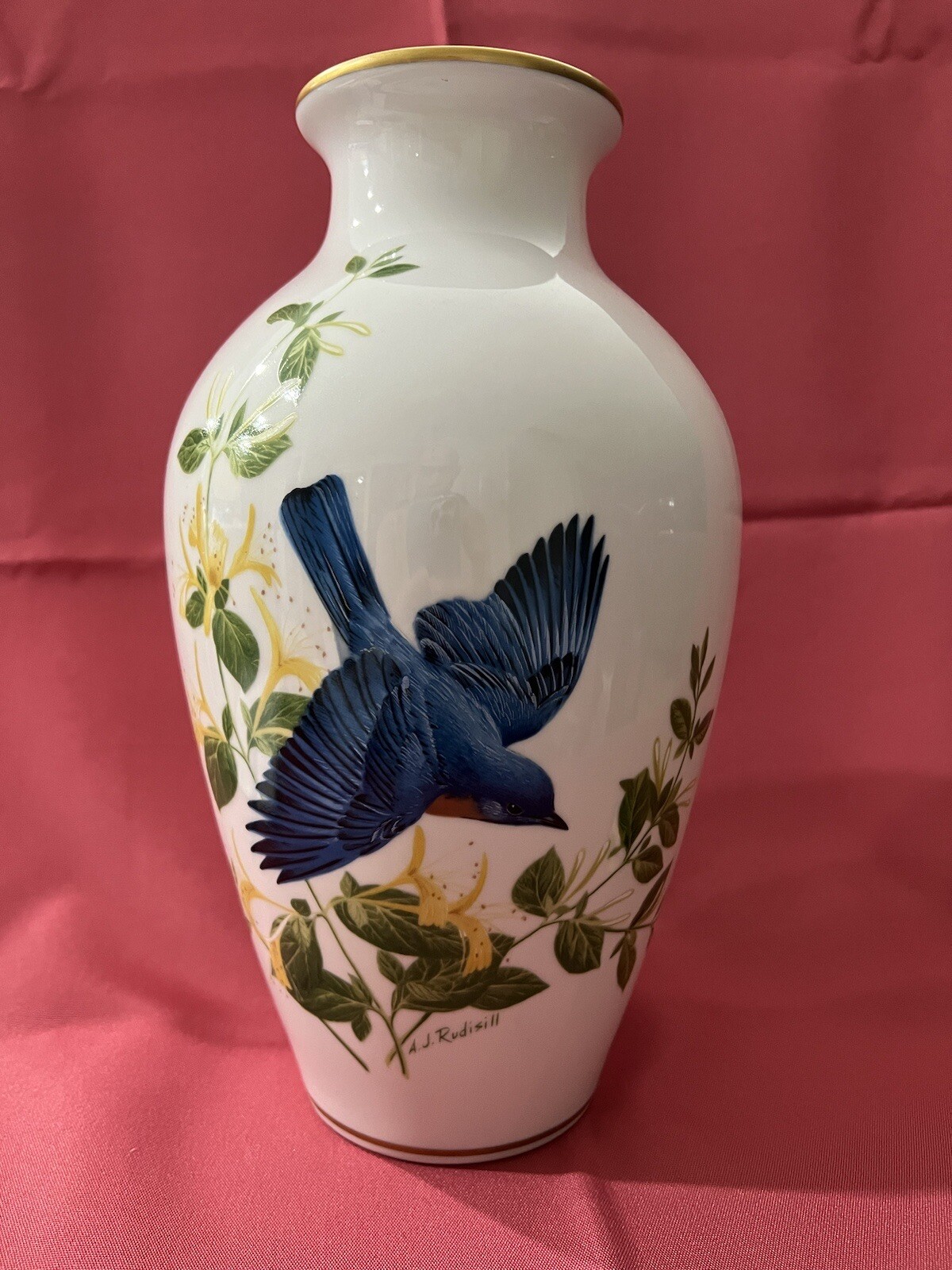 A Franklin Vase. The Bluebirds of Summer. A.J.Rudisill 629 | eBay