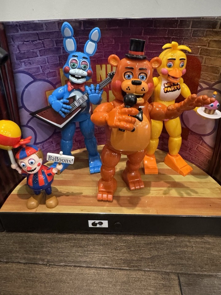 FNAF Light Up Characters On Stage Popcorn Bucket Regal Theaters Ships ...
