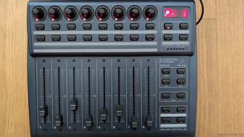 Behringer BCF2000 B-CONTROL FADER USB MIDI - used, with power and usb ...