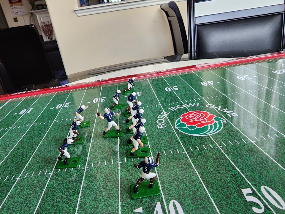Custom Painted E. Football Team Penn St. Nittany Lions 12 Figures hand ...