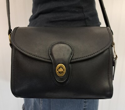 Vintage COACH DEVON Black Leather Crossbody Bag Purse Made in the USA ...
