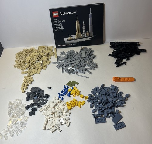 LEGO New York City Architecture (21028) Skyline Building Set Missing 2 ...
