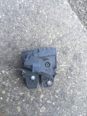 MERCEDES A CLASS W176 TAILGATE LOCK BOOT CATCH MECHANISM 2015 | eBay UK
