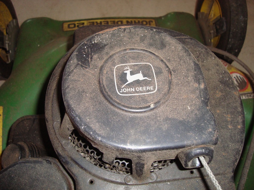 Antique John Deere Push Mower Vintage Briggs and Stratton Engine ...