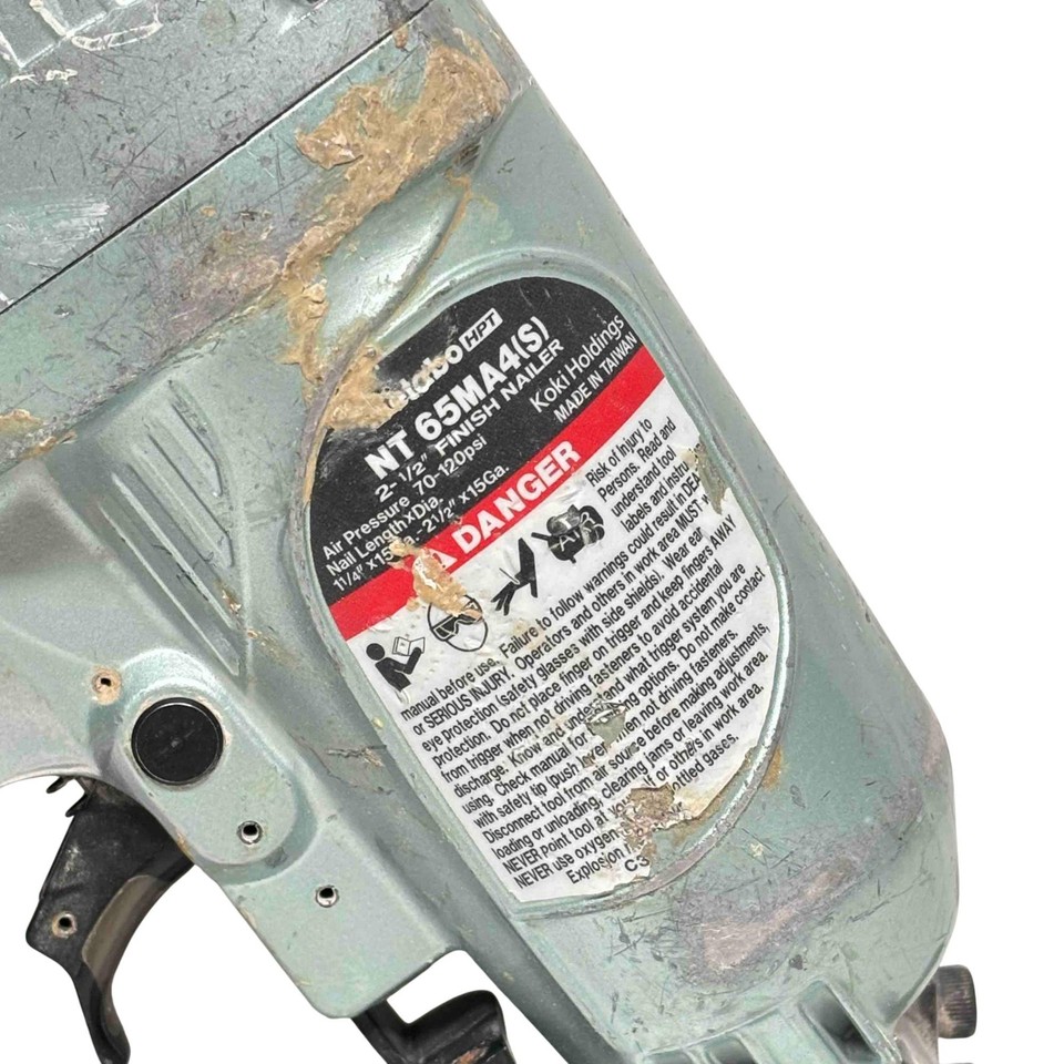 Hitachi NT65MA4(S) 15-Gauge 34-Degree Pneumatic Finish Nailer Nail Gun ...