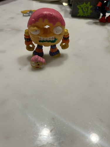 Grossery Gang DODGEY DONUT Putrid Power Action Figure | eBay