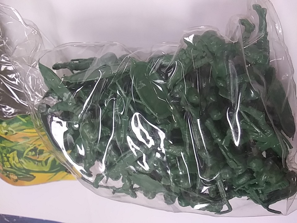 50 Big Soldiers 1978 Vintage Arco Figure World Green Army Men | eBay