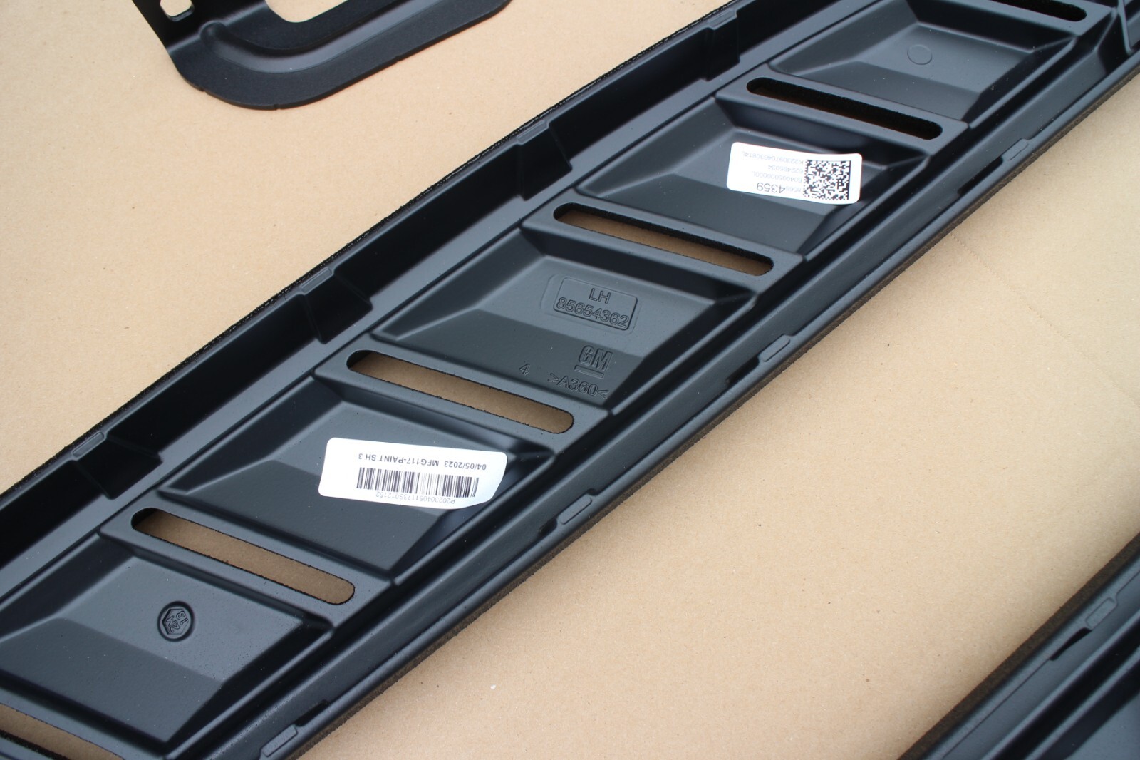 AT4 running boards assist side steps bars for 2019-23 GMC Sierra 1500 ...