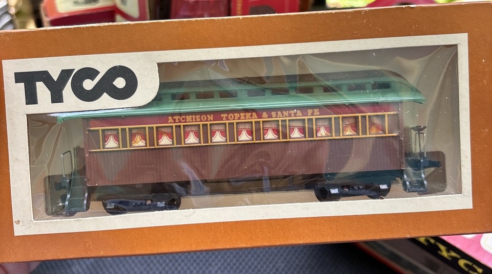 Tyco HO Train (Freight cars Only) lot old individually packaged 12 ...