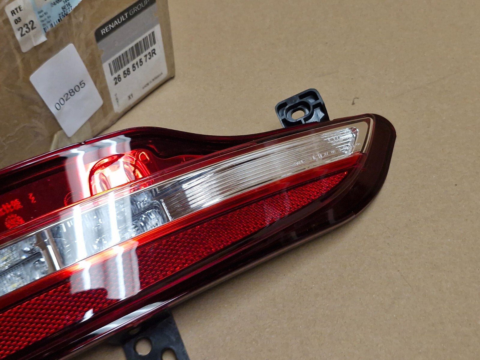 Genuine Renault KADJAR Passenger Side Rear Fog Lamp Reverse Light N/s ...