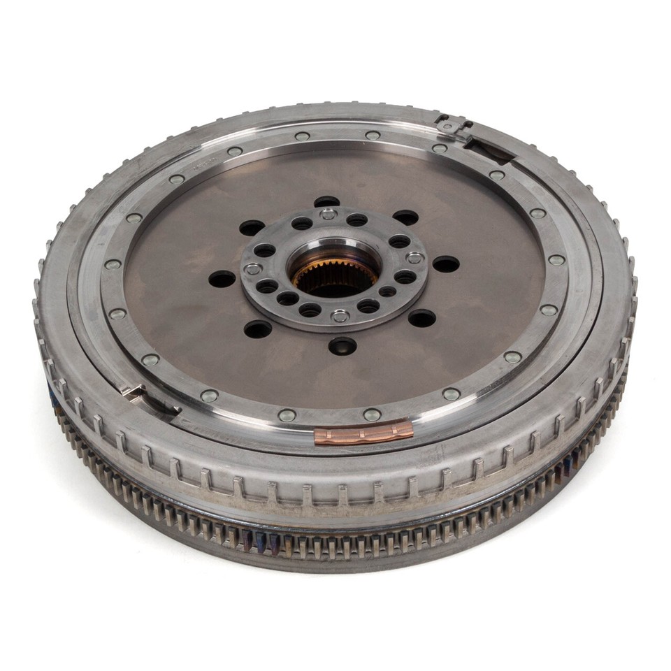 Dual Clutch Wet 7-Speed Dual Mass Flywheel Mercedes A-Class (W176) GLA ...