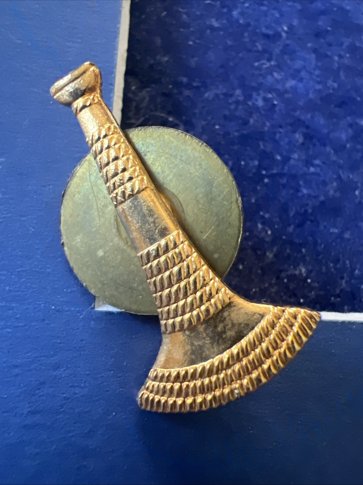 Bugle Gold Toned Lieutenant Collar Screw Back | eBay