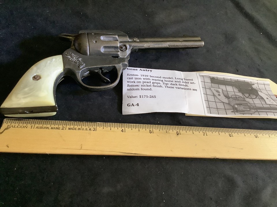 Kenton -Rare Gene Autry Cast Iron ( Long Barrel )Cap Gun From 1939 ...