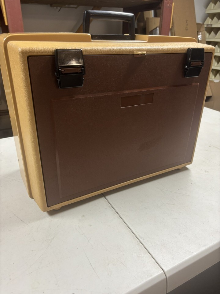 HO Slot Car Carrying Case Racer’s Storage Box Heavy Duty Plastic | eBay