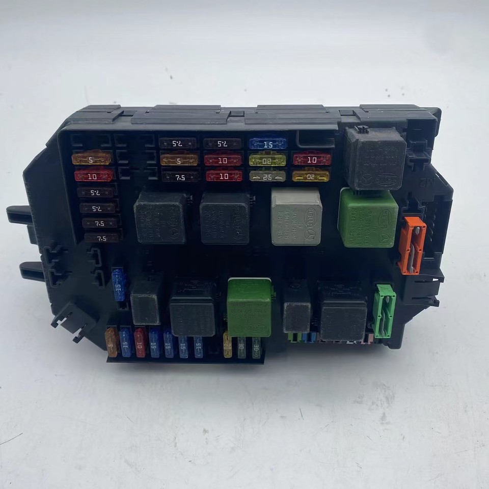 07-09 For Mercedes W221 S550 CL550 Front Fuse Relay Box SAM Control ...