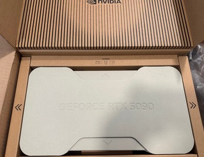 NVIDIA GeForce RTX 5090 32GB GDDR7 FE - Founders Edition - In hand *NEW ...