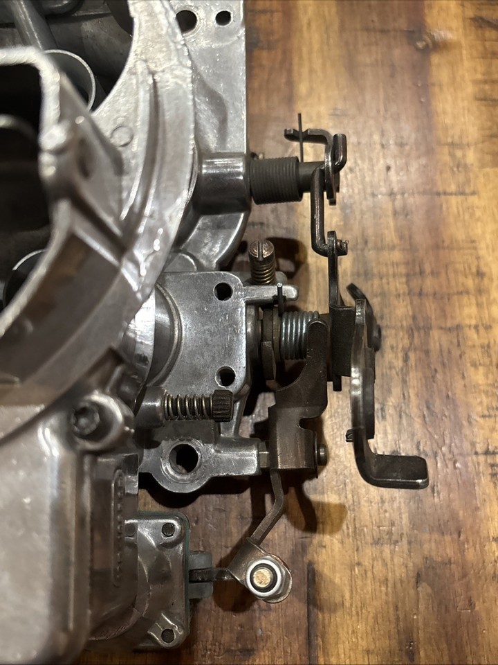 Holley 84016 Carburetor 650 CFM Double Pumper Dual Line Date Code 0753 ...