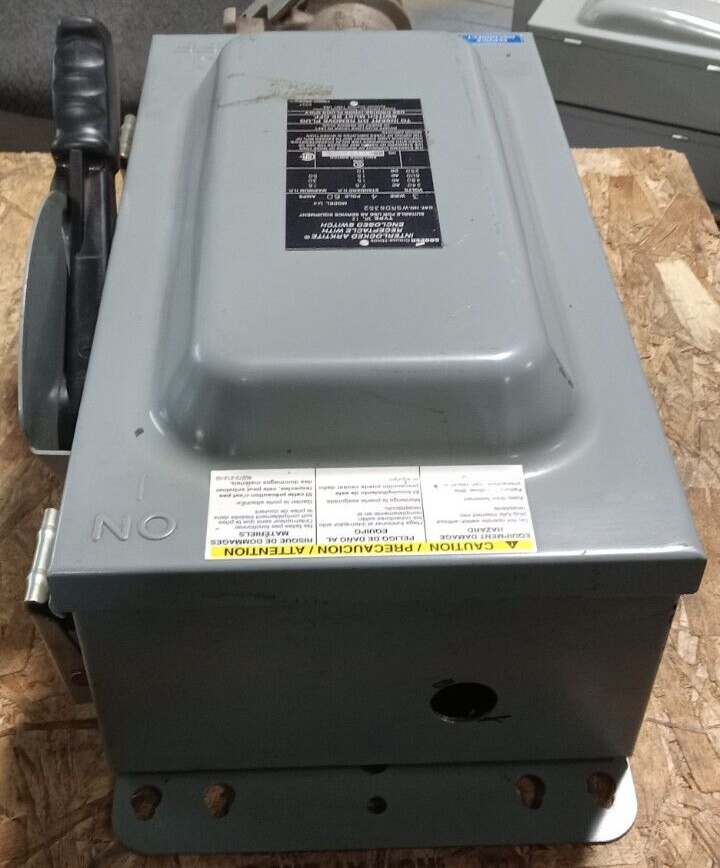 CROUSE HINDS 60 AMP FUSED 3R SAFETY SWITCH 3 POLE W/ ARKTITE 600 VAC ...