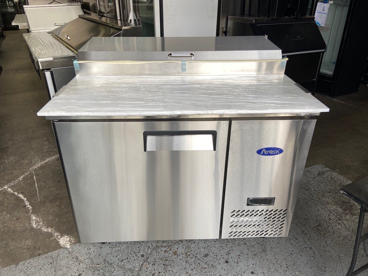 1 Door 44" Refrigerated Pizza Prep Table Cooler NSF Atosa MPF8201GR ...