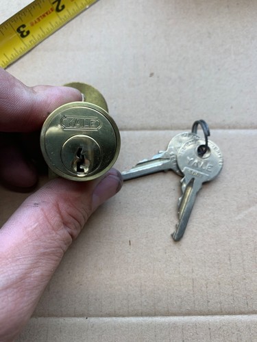 YALE DRAWER/DESK/ CABINET PUSH PLUNGER LOCK 1 1/8 INCH US3 (GOLD COLOR ...