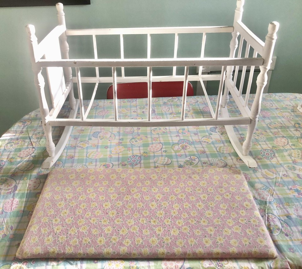 Vintage Baby Doll Rocking Cradle Toy Crib Wooden Painted White 26" X 14 ...