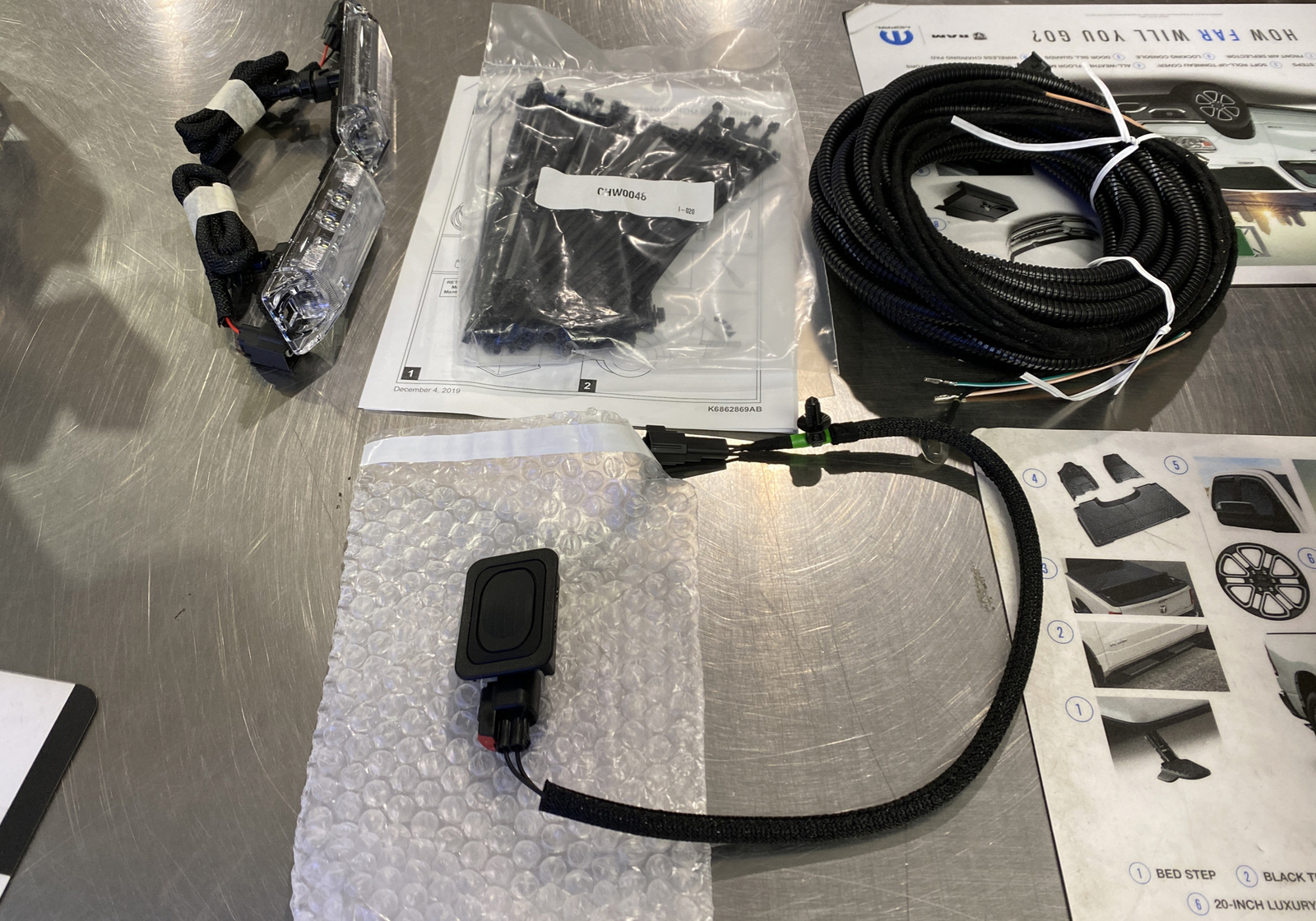 2018-2021 Ram DS Classic 1500, 2500 3500 Genuine Mopar Bed Light Kit ...