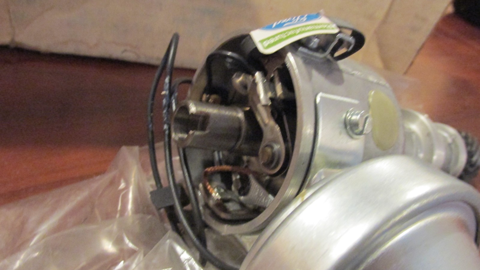 NOS 1971 1972 FORD PINTO 2000cc ENGINE DISTRIBUTOR ASSEMBLY D1FZ-12127 ...