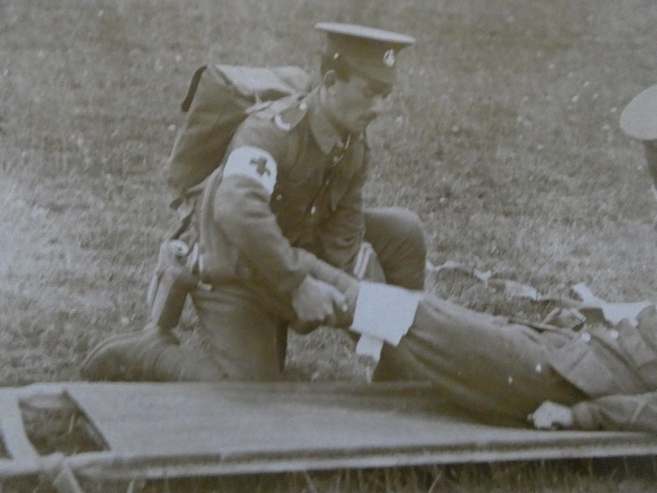 WW1 Vintage Official Press photograph Red Cross RAMC with wounded ...