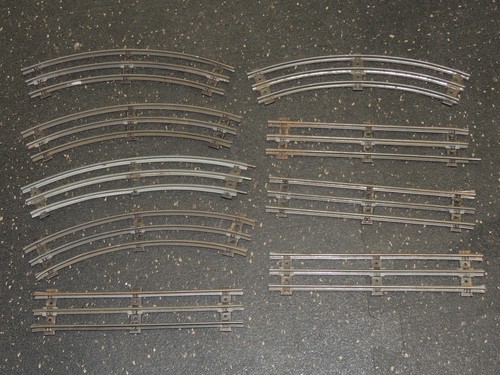 O Gauge 3 Rail Train Track 9 Pieces Curved Straight | eBay