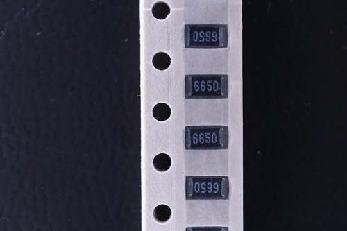 Lot of 100 CRCW12066650FRT1 Vishay Chip Resistor 665 Ohm 1/4W 1% 1206 ...